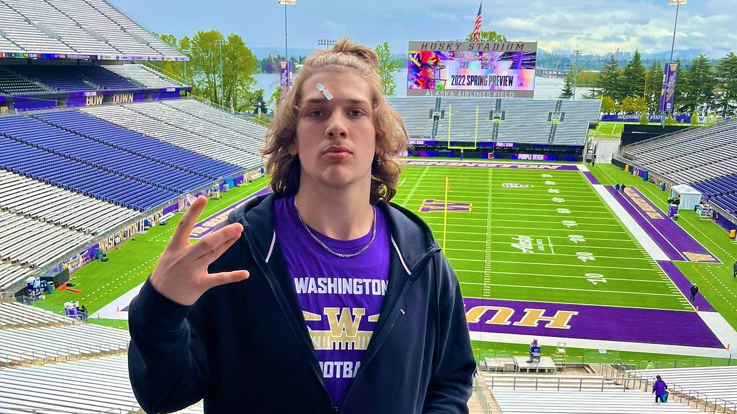 Learning from Kirkland Pursuit, Huskies Offer Vancouver OT Early ...