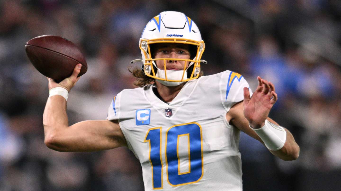 Chargers 2022 Schedule Released: Los Angeles’s 17 Opponents, Game Dates ...
