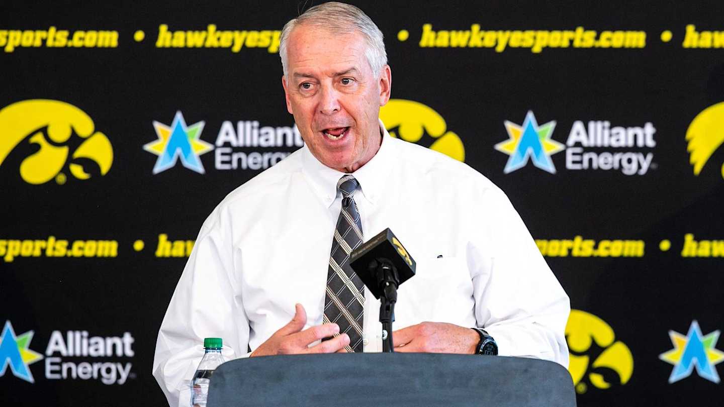 Iowa Hawkeyes Athletic Director Gary Barta to Retire - Sports Illustrated