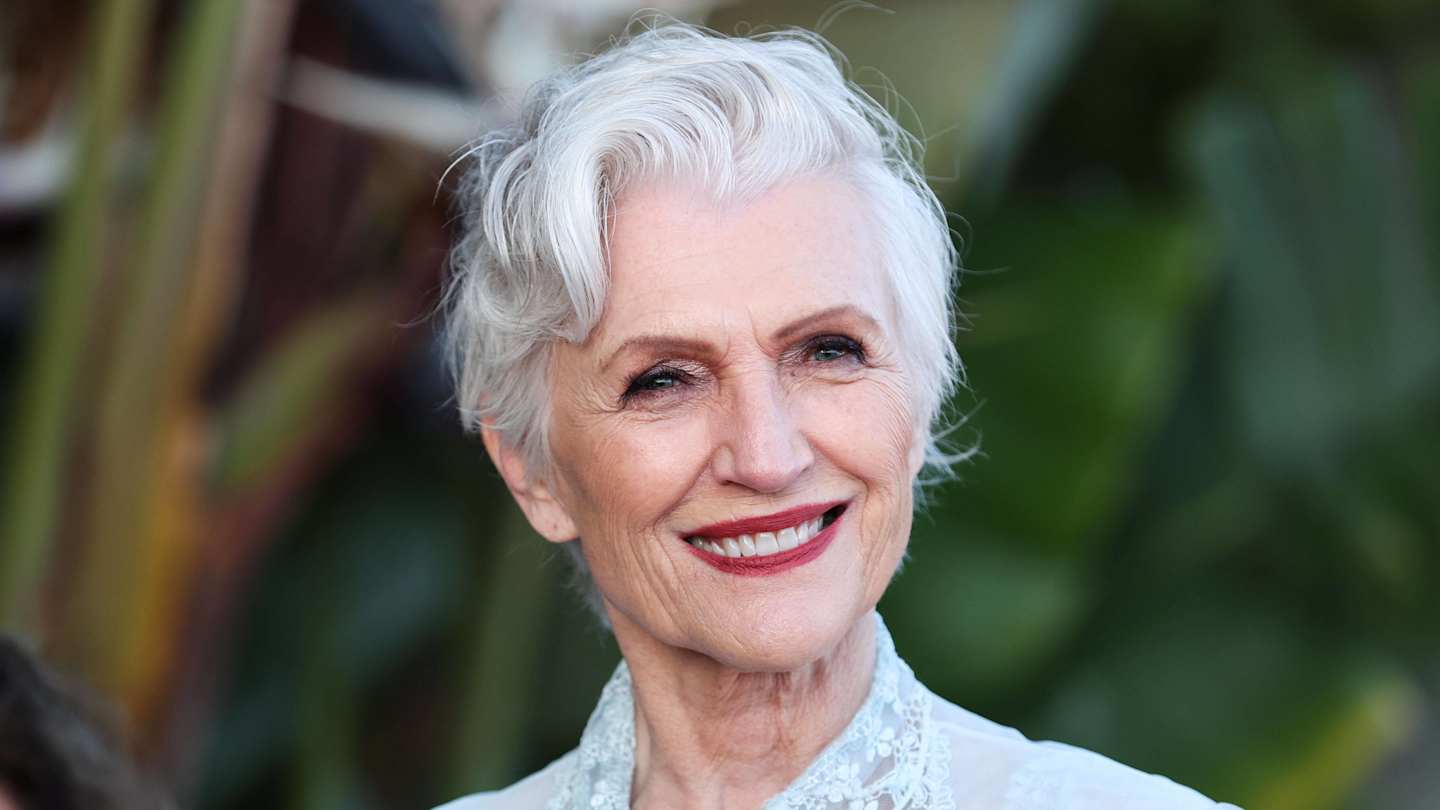 Maye Musk Shares Her Groundbreaking SI Swimsuit Cover on Instagram ...
