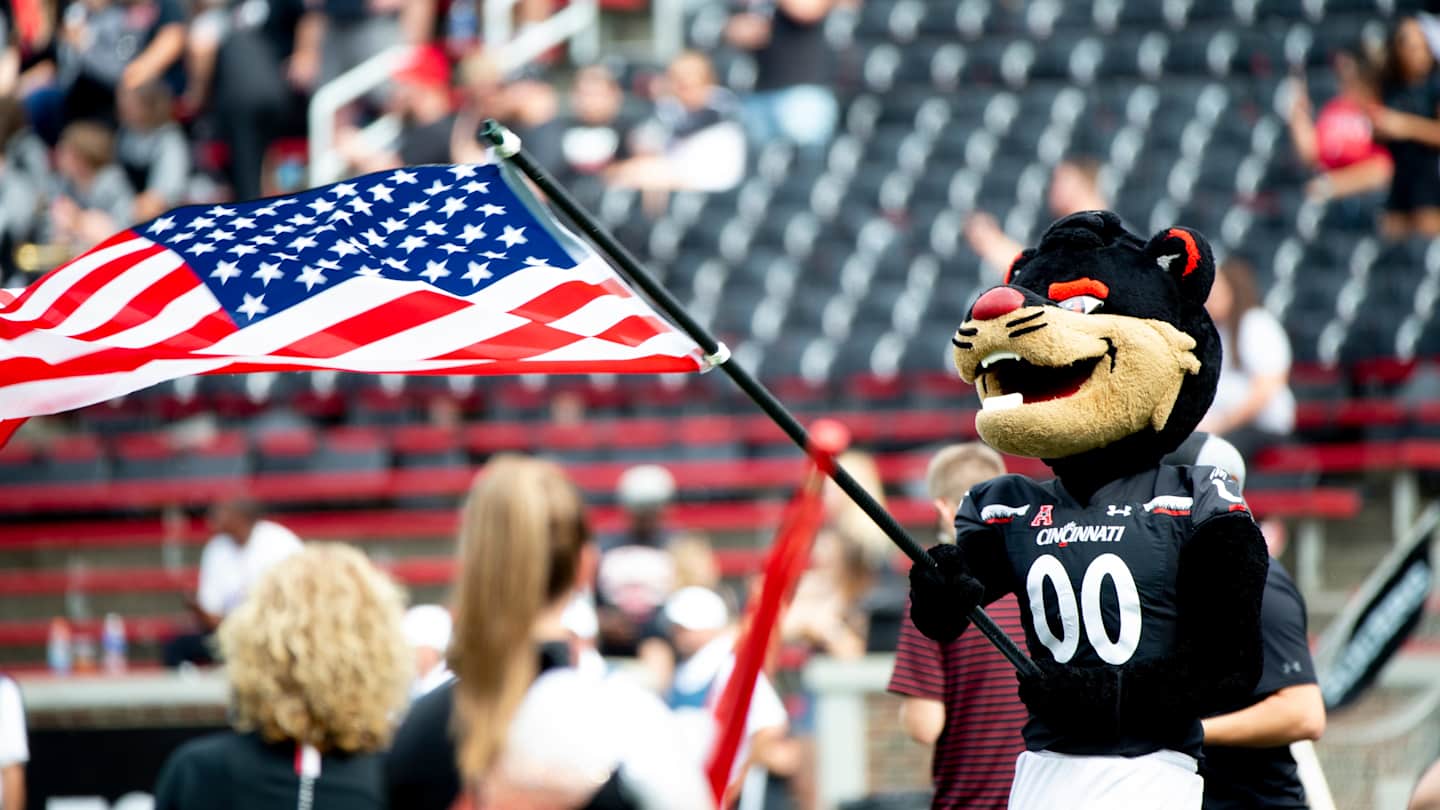 Watch: Western & Southern/WEBN Fireworks Pay Tribute to UC - All Bearcats