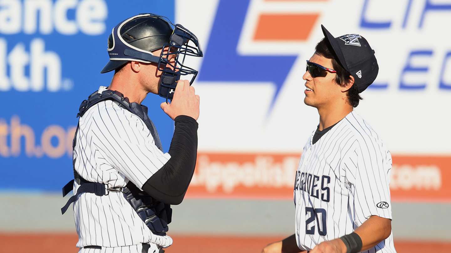 Yankees Prospect Suffers Embarrassing Moment After Thinking He Hit a ...