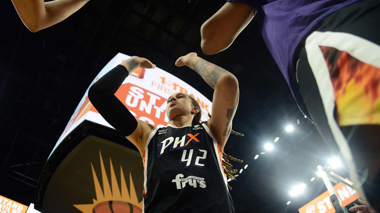 Brittney Griner Detained in Russia, Carmelo Anthony Joins Calls For Her ...
