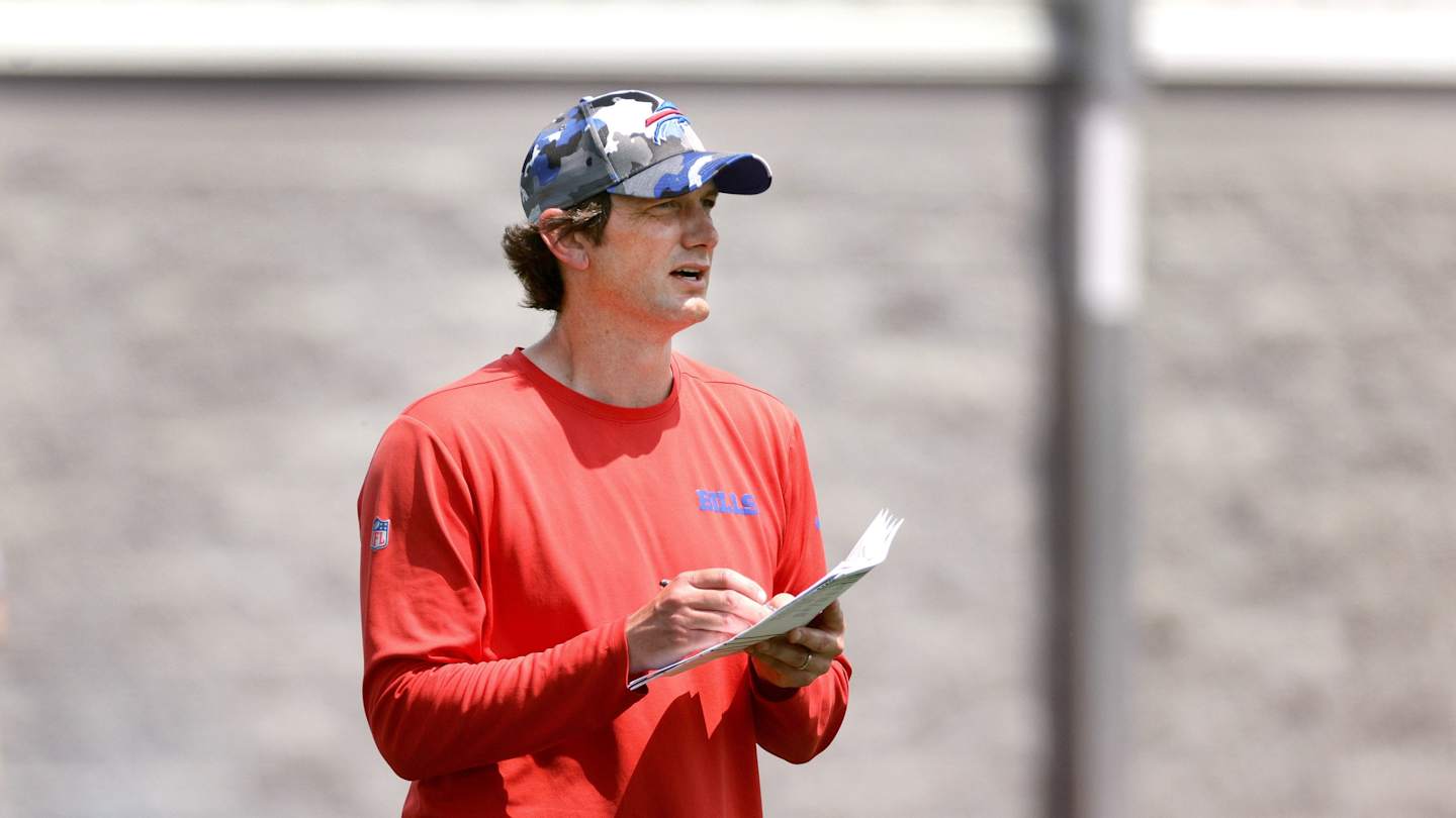 Buffalo Bills Coach Ken Dorsey Called a 'Heckuva Game' vs. Rams, Says ...