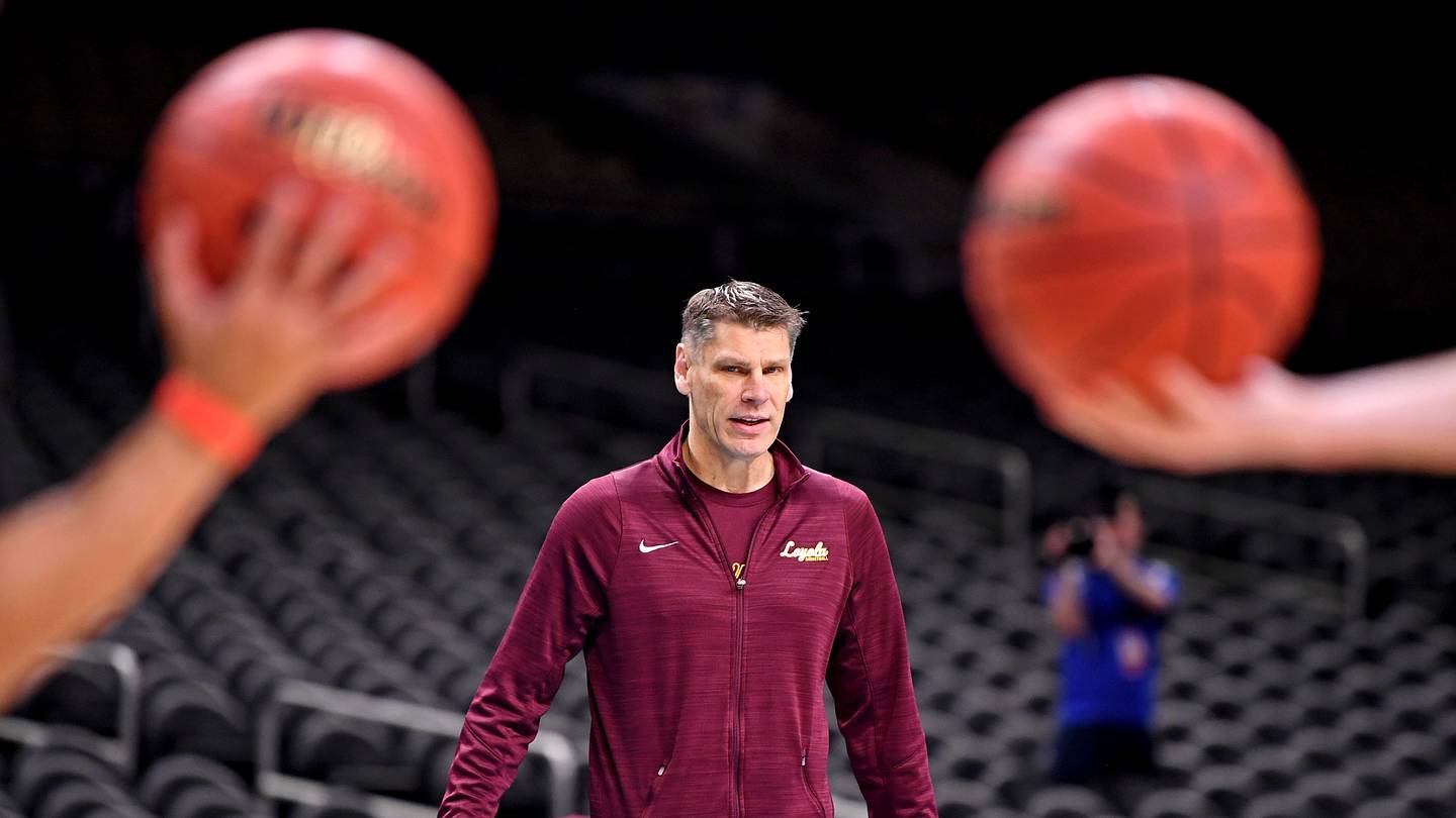 Loyola Chicago's Porter Moser named new Oklahoma Sooners head coach ...