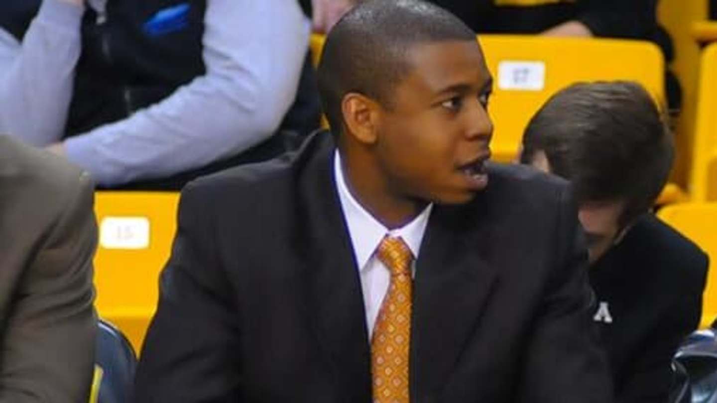 Just In: Tennessee Hires Marquette Associate HC Justin Gainey - Sports ...