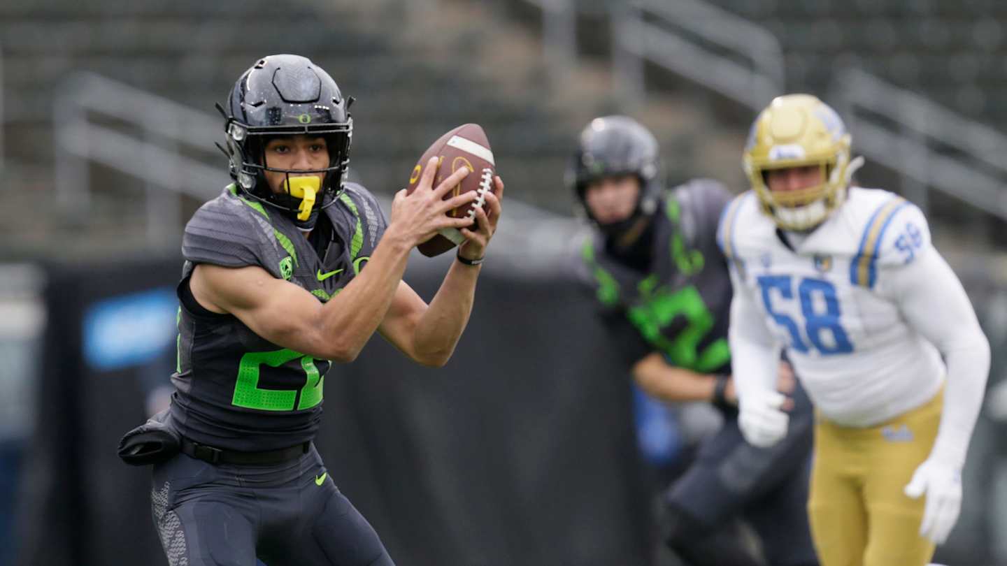 Oregon's Joe Moorhead ready to 'Take the Training Wheels Off' of Travis ...