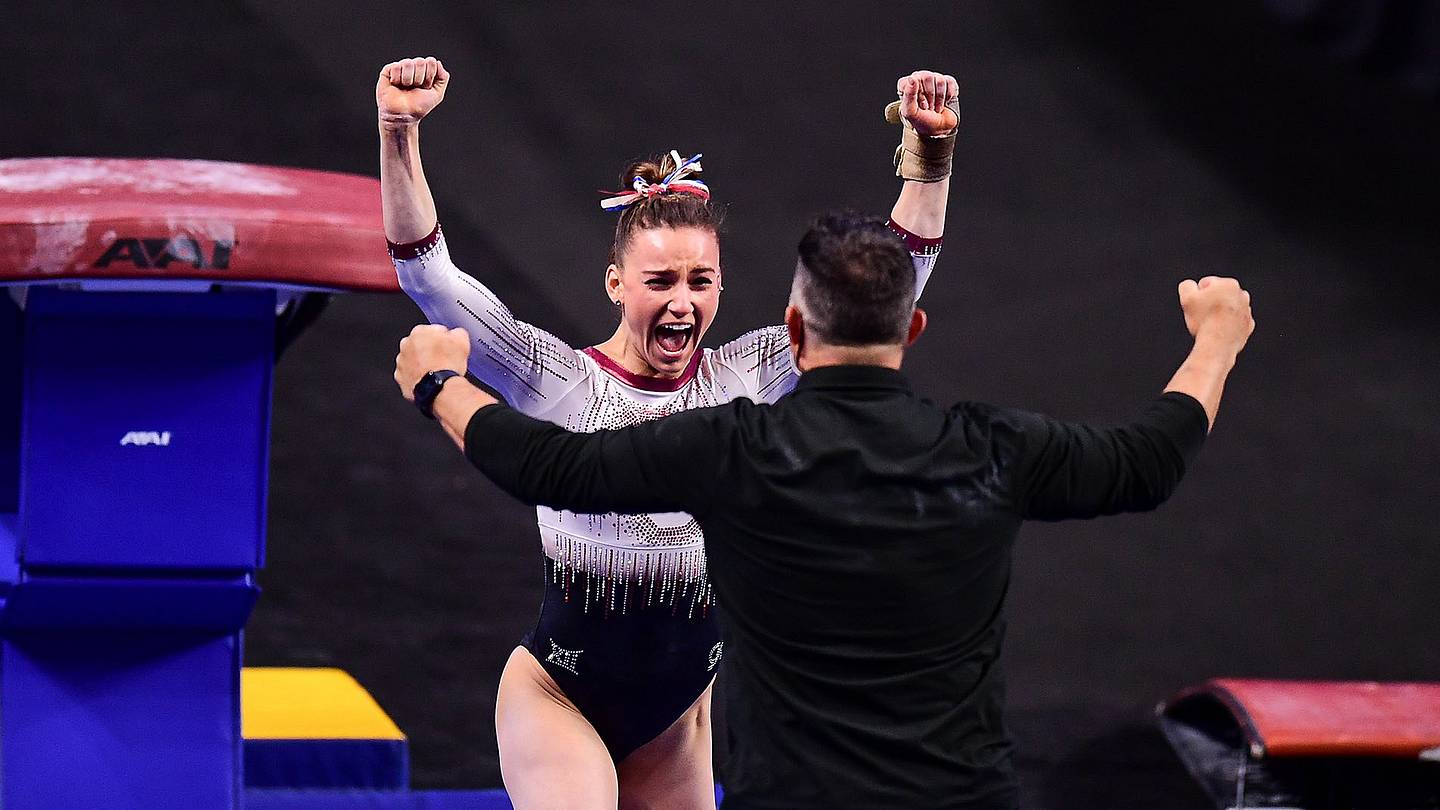 Oklahoma Sooners women advance to NCAA Finals - Sports Illustrated ...