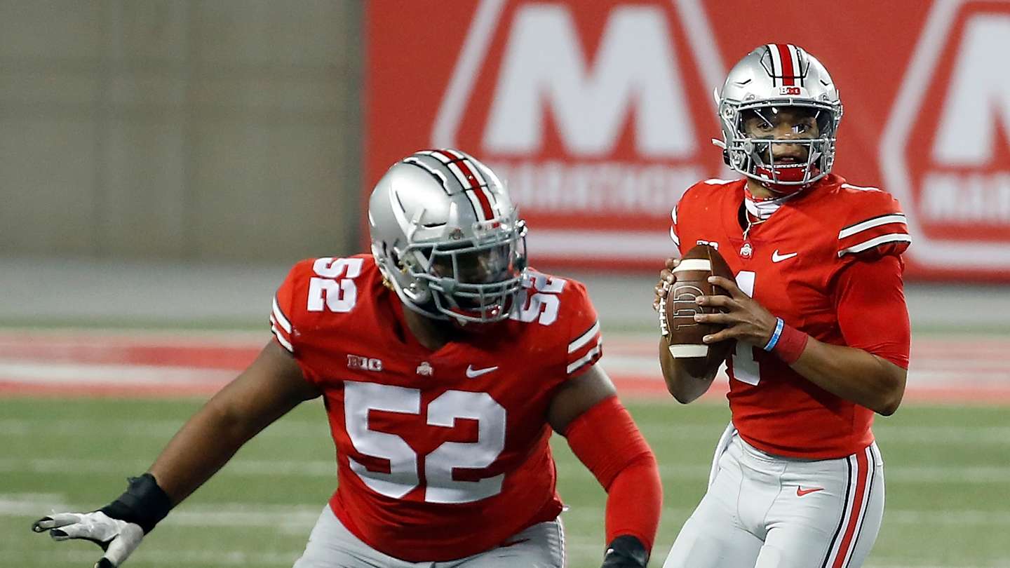 Wyatt Davis Defends Justin Fields From NFL Draft Narratives - Sports ...