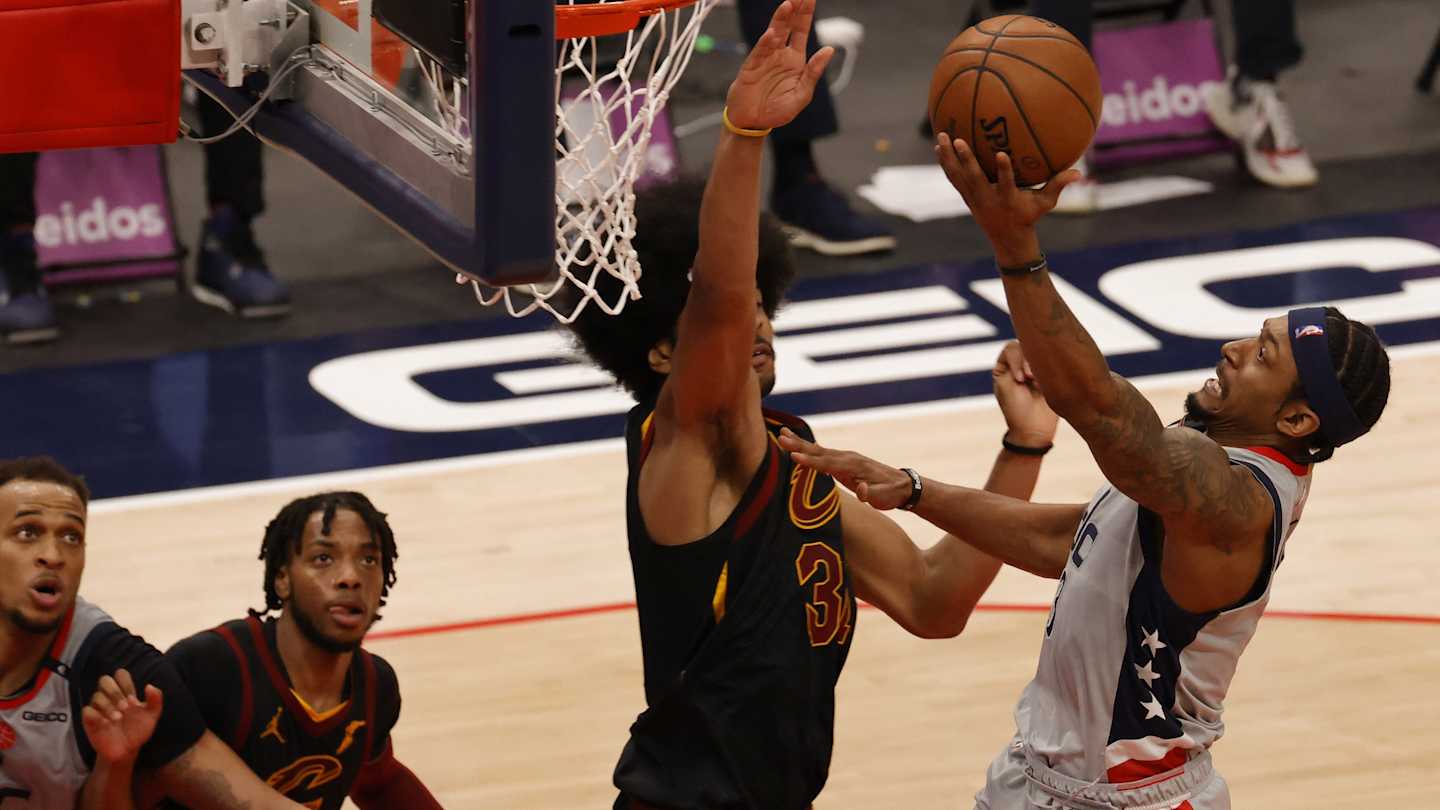 Jarrett Allen Throws Down Huge Dunk Against Russell Westbrook and The ...