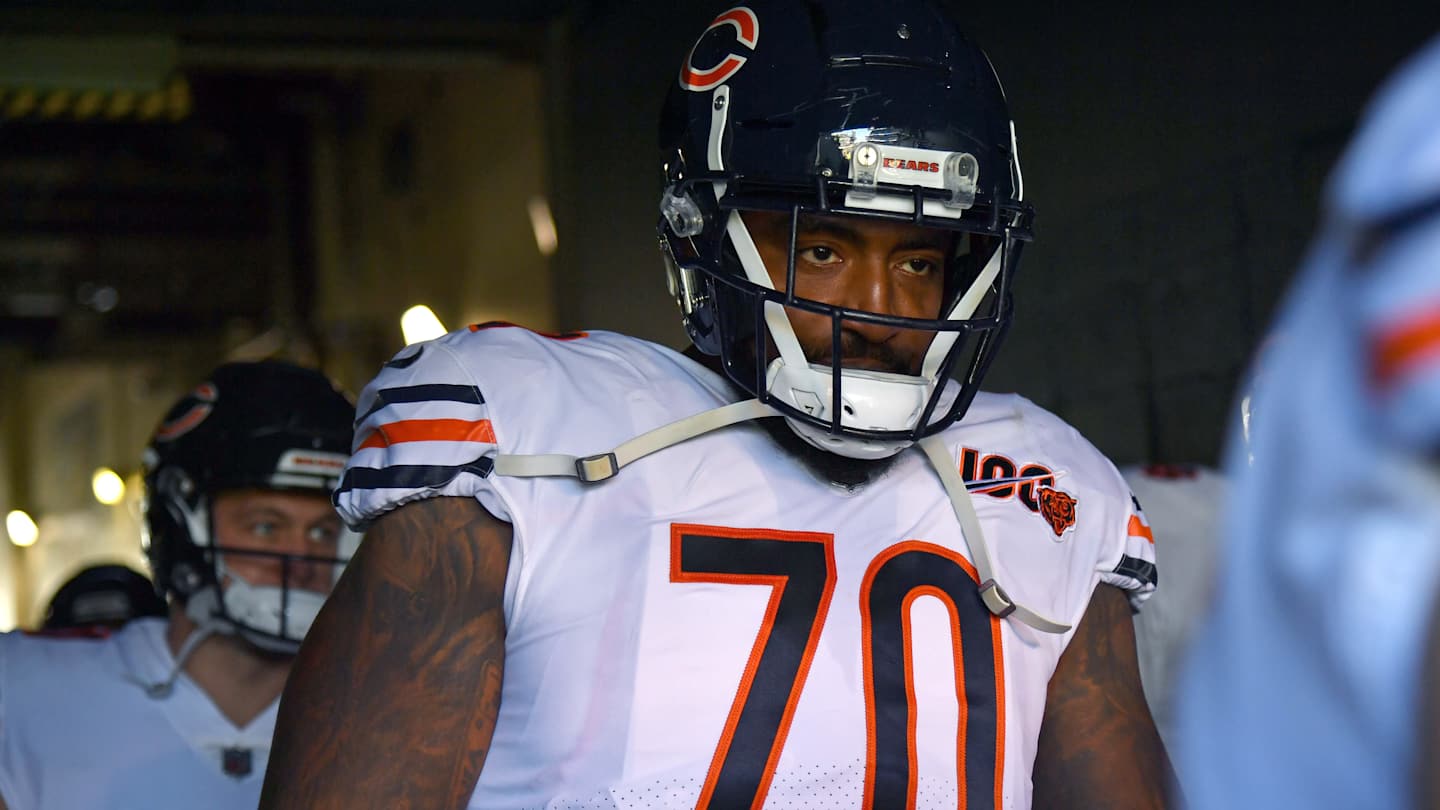 Broncos Sign OT Bobby Massie to 1-Year, $4M Contract - Sports ...