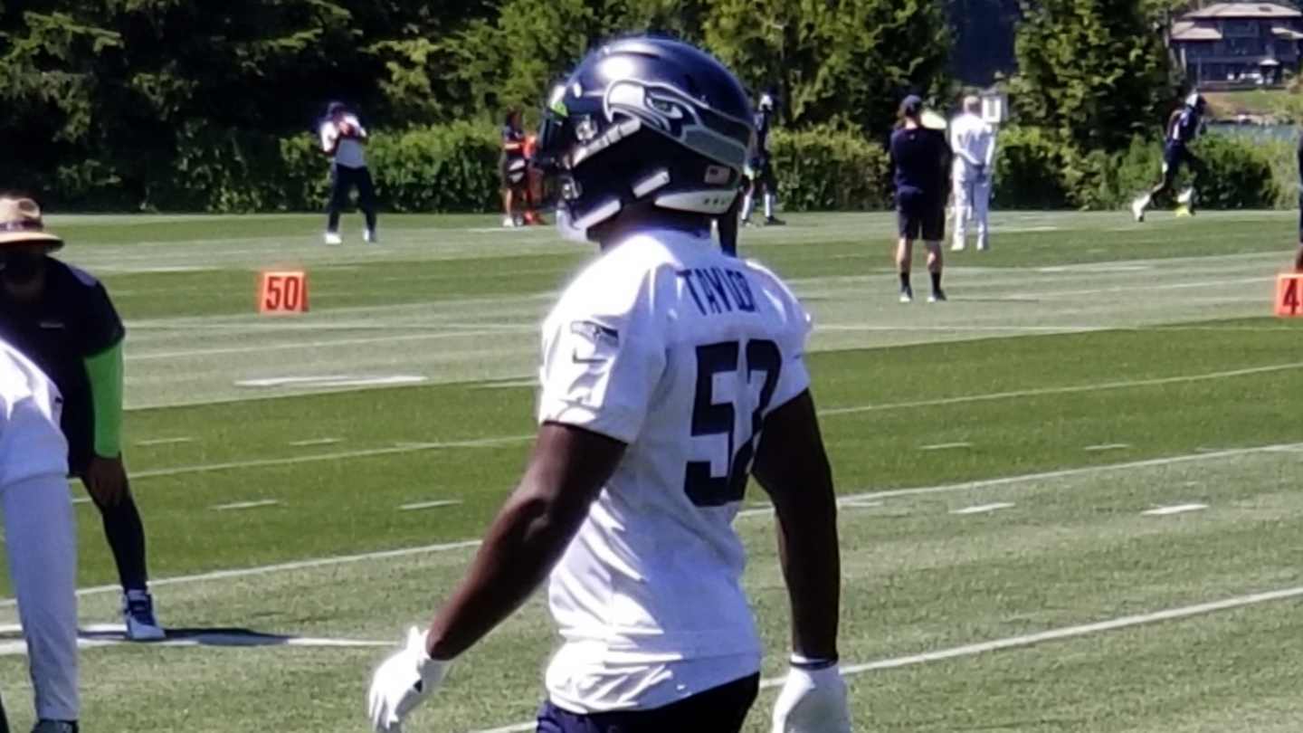 Former Seahawks Scout Views Darrell Taylor as Strong SAM Linebacker ...