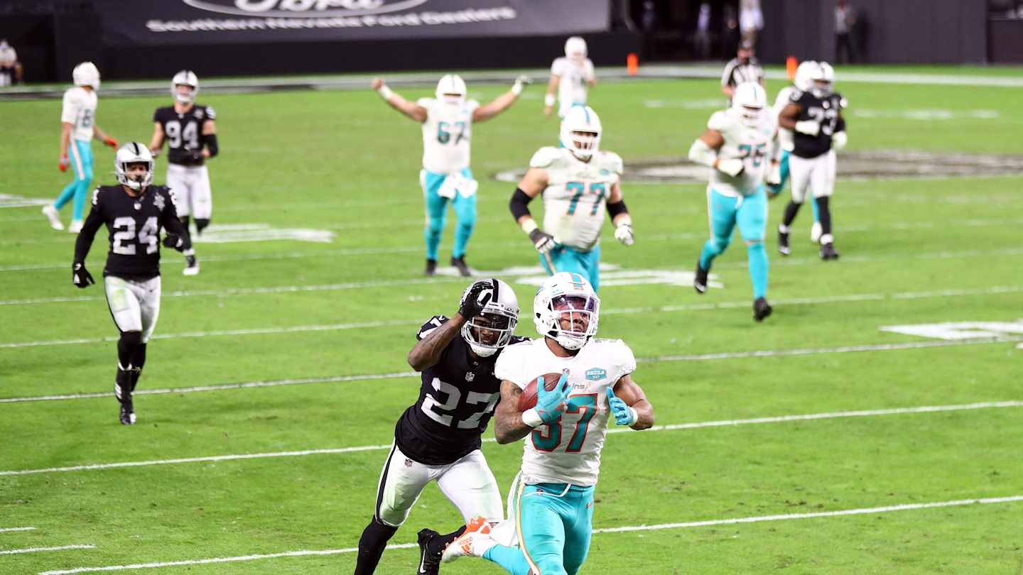 Gaskin Shrugs Off Job Security Questions Like So Many Tacklers - Sports ...