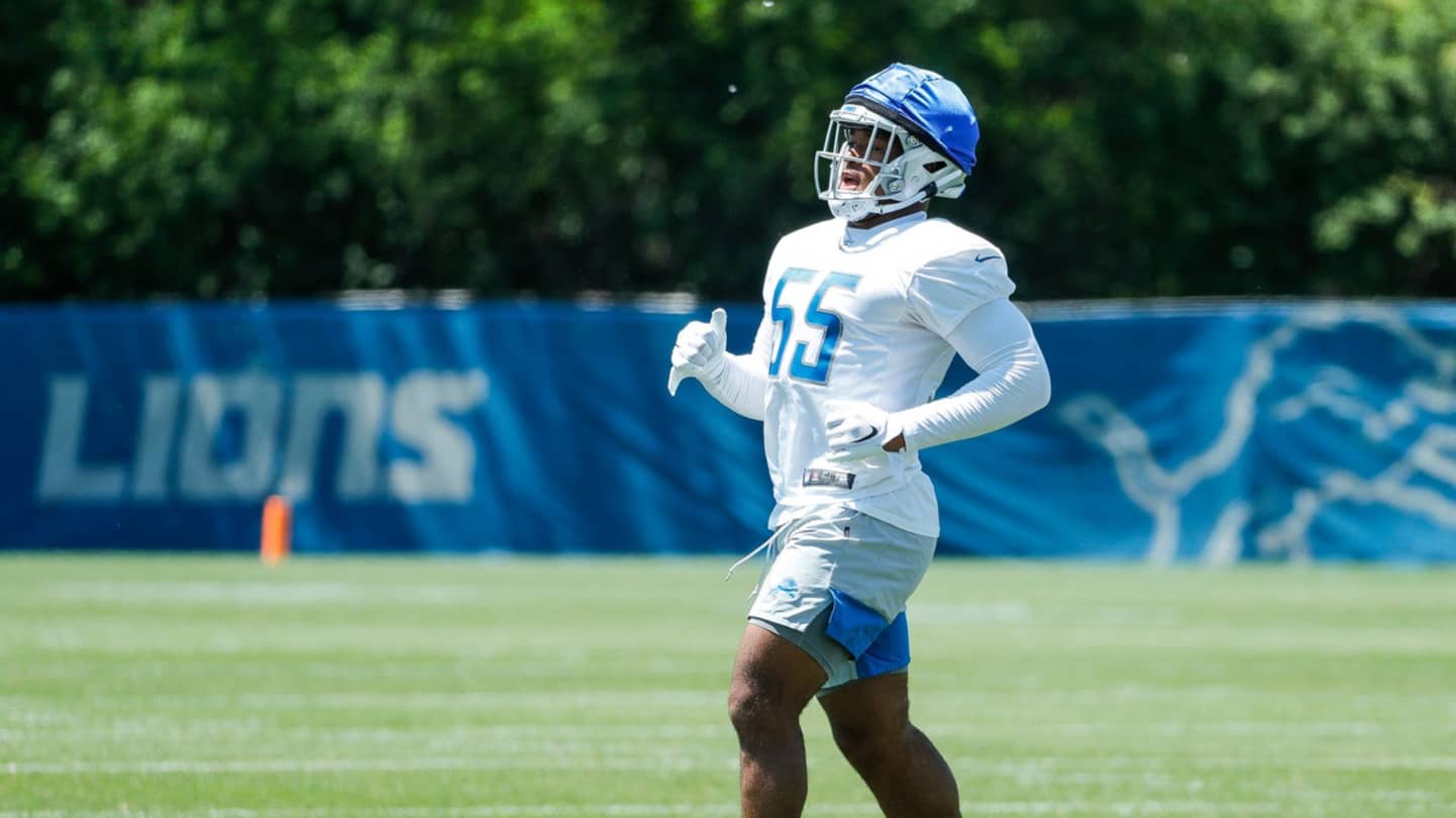 Former Purdue LB Derrick Barnes Signs Rookie Contract With the Detroit ...