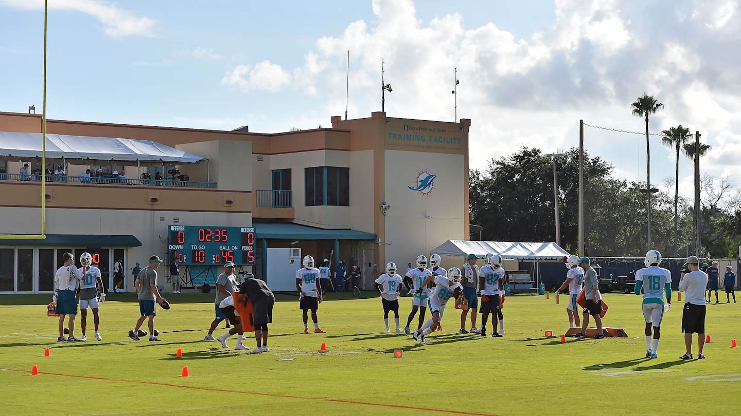 Memories of Miami Dolphins in Davie - Sports Illustrated Miami Dolphins ...