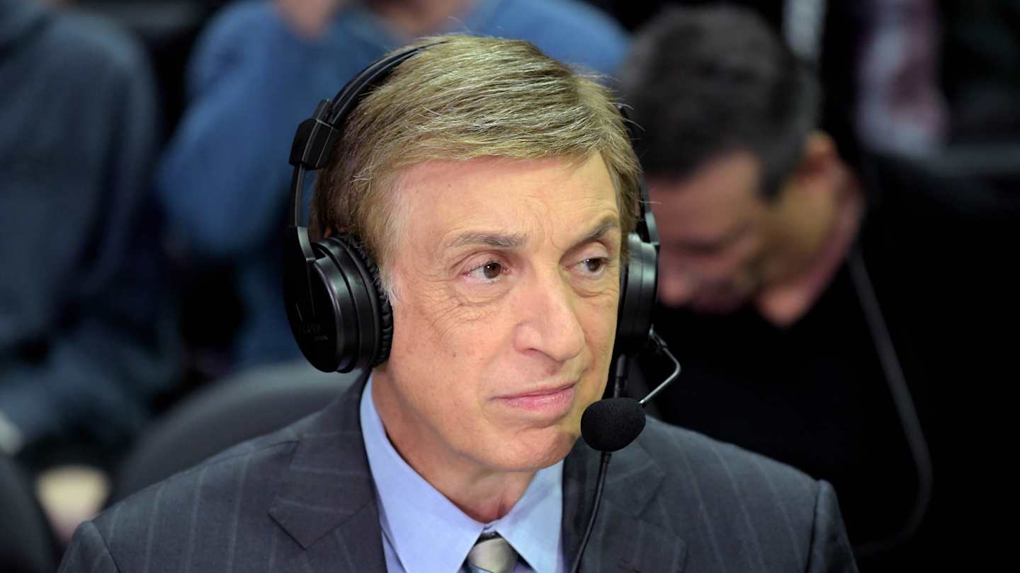 Marv Albert Calls Final Game of Legendary Broadcast Career - Sports ...
