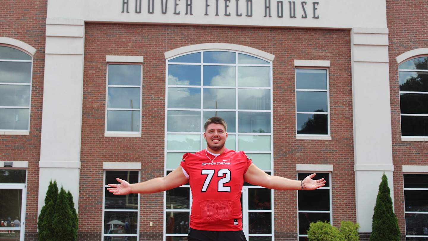 WATCH: Elite OL Addison Nichols Talks Tennessee, Top 3 - Sports ...