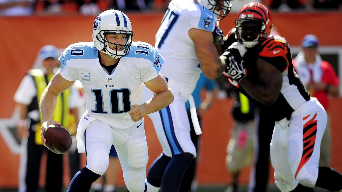 Jake Locker Becomes a Hall of Famer - Sports Illustrated Tennessee ...