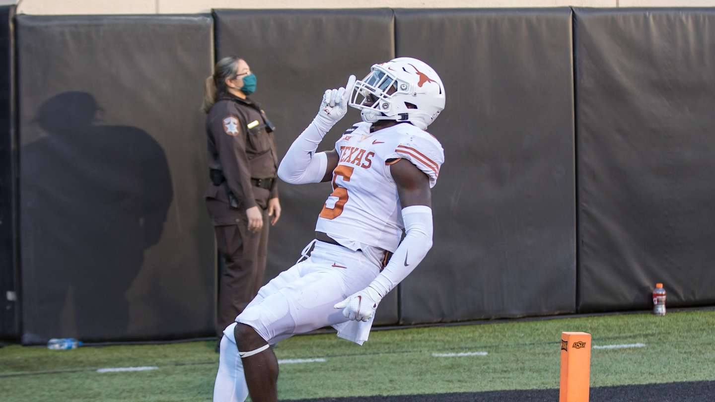 Longhorns News: CB D'Shawn Jamison Named to College Football America ...