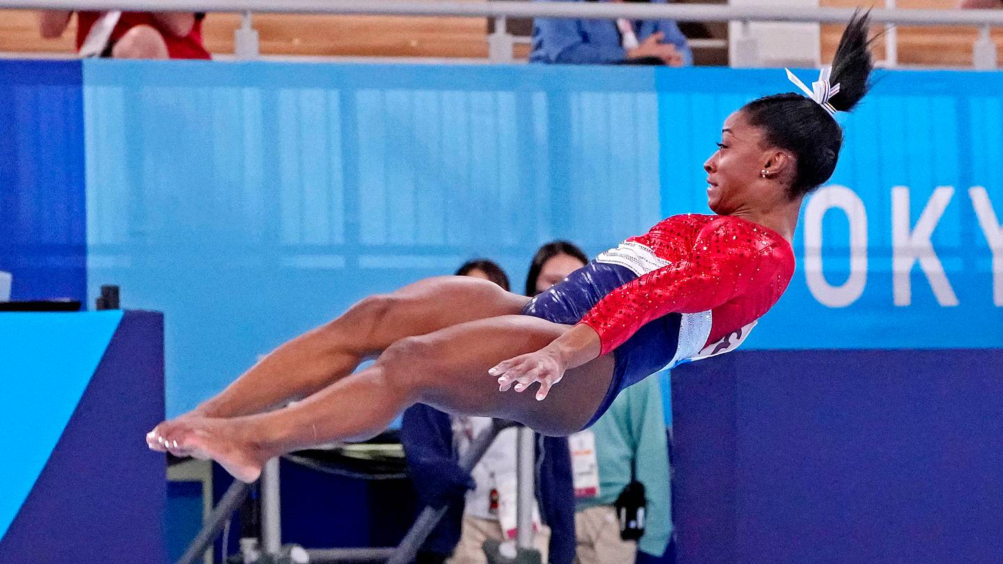 Simone Biles reveals details on 'twisties' problem on Instagram ...