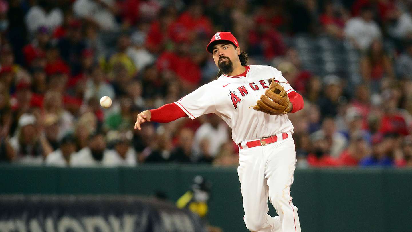 Anthony Rendon injury: Angels slugger to miss rest of season with hip ...