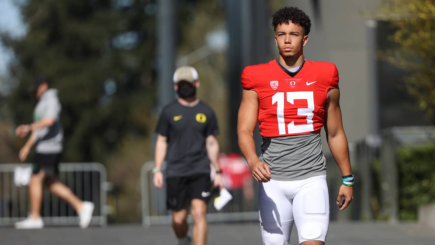 Oregon Football Quarterback Ty Thompson Breaks Down Transition to ...