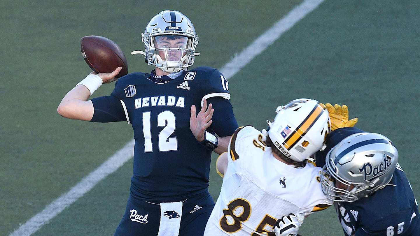 Carson Strong to NFL draft: Nevada QB will skip team's bowl game ...
