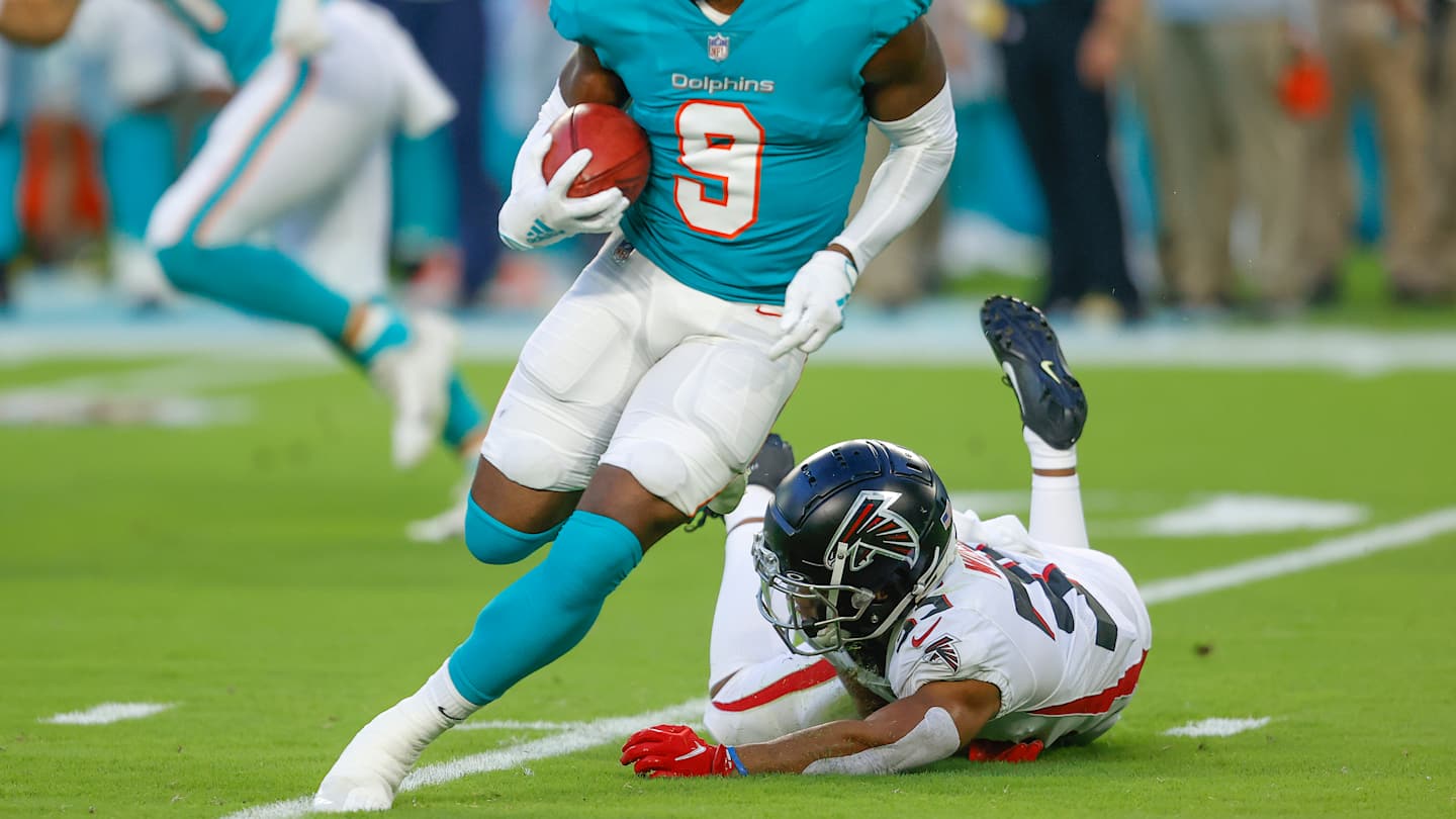 Sunday Miami Dolphins Mailbag: Tua's "Swag Level," Igbinoghene's ...