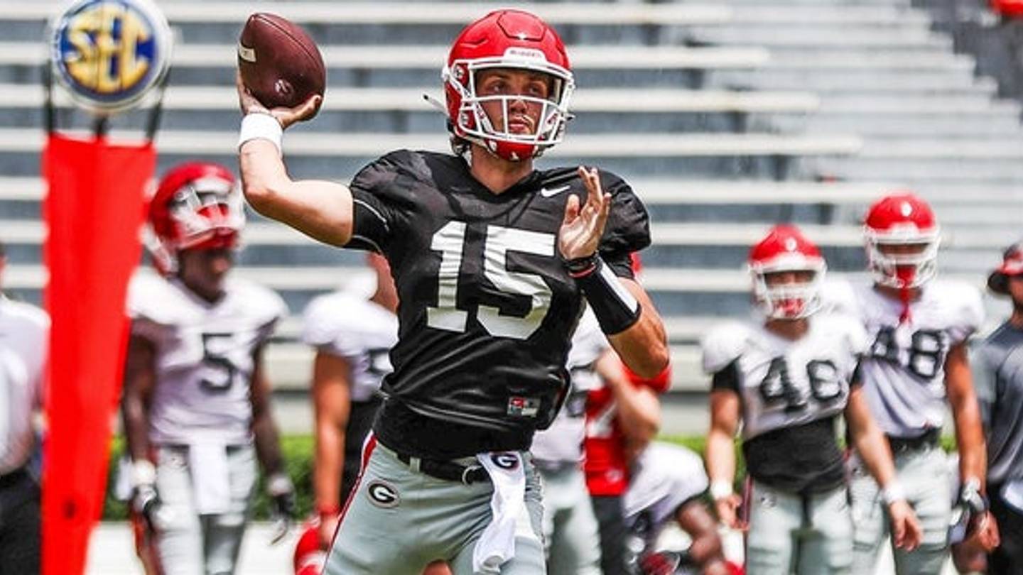 Georgia Football Depth Chart: Who’s QB2? - Sports Illustrated Georgia ...