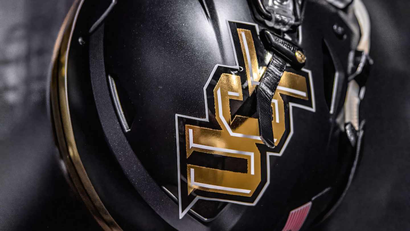 Recruiting Note: Top Defensive End Khurtiss Perry to Visit UCF Knights ...