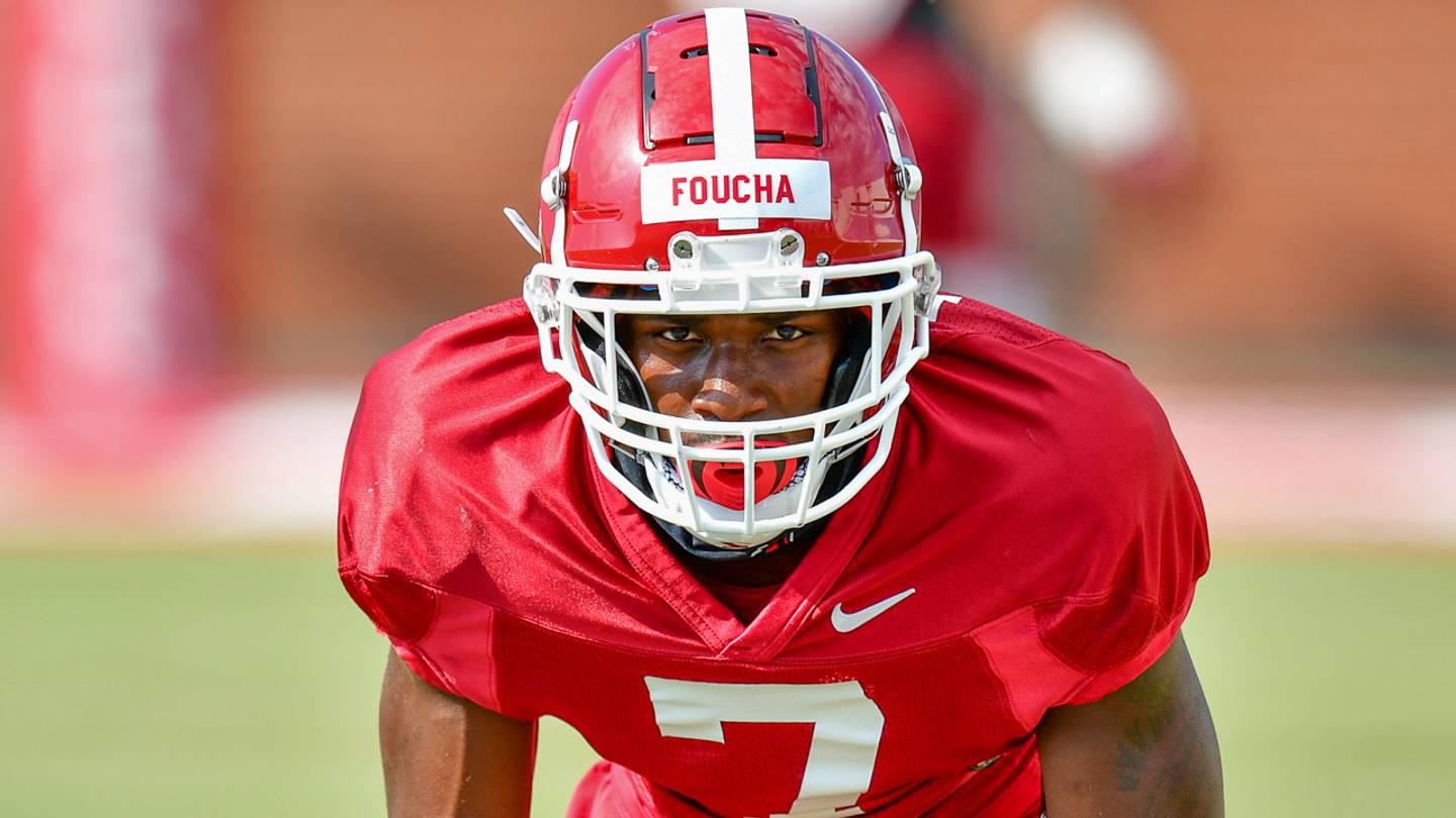 Hogs Suffer Massive Transfer Portal Hit on Defense with Loss of Joe ...