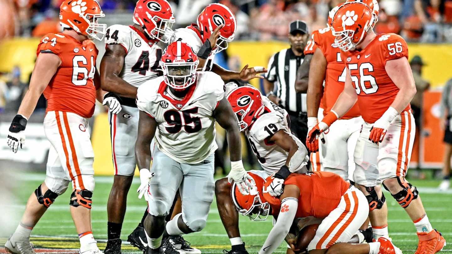 What We Learned About Clemson Tigers in Offensively Futile Loss to ...