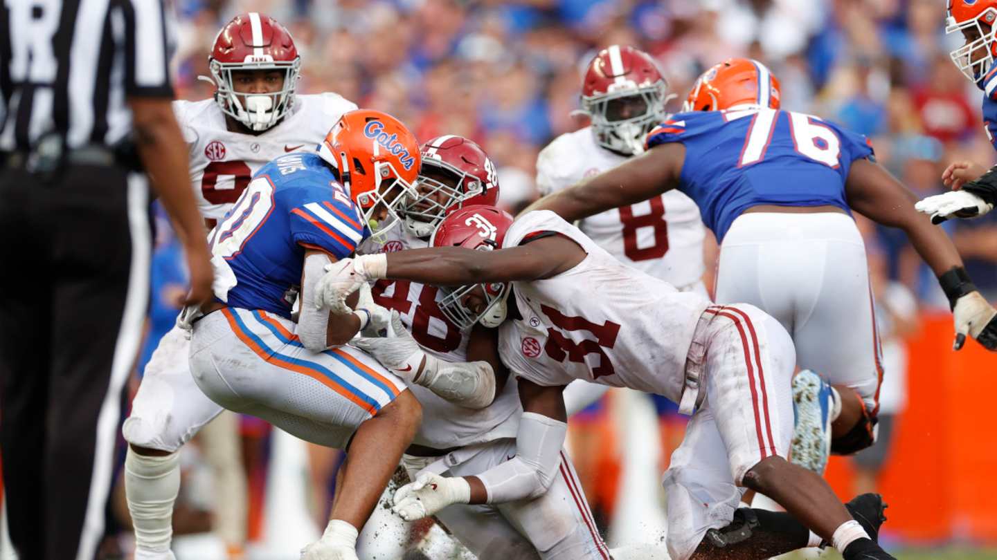 The One Play that Solidified the Win for Alabama in the Swamp - Sports ...