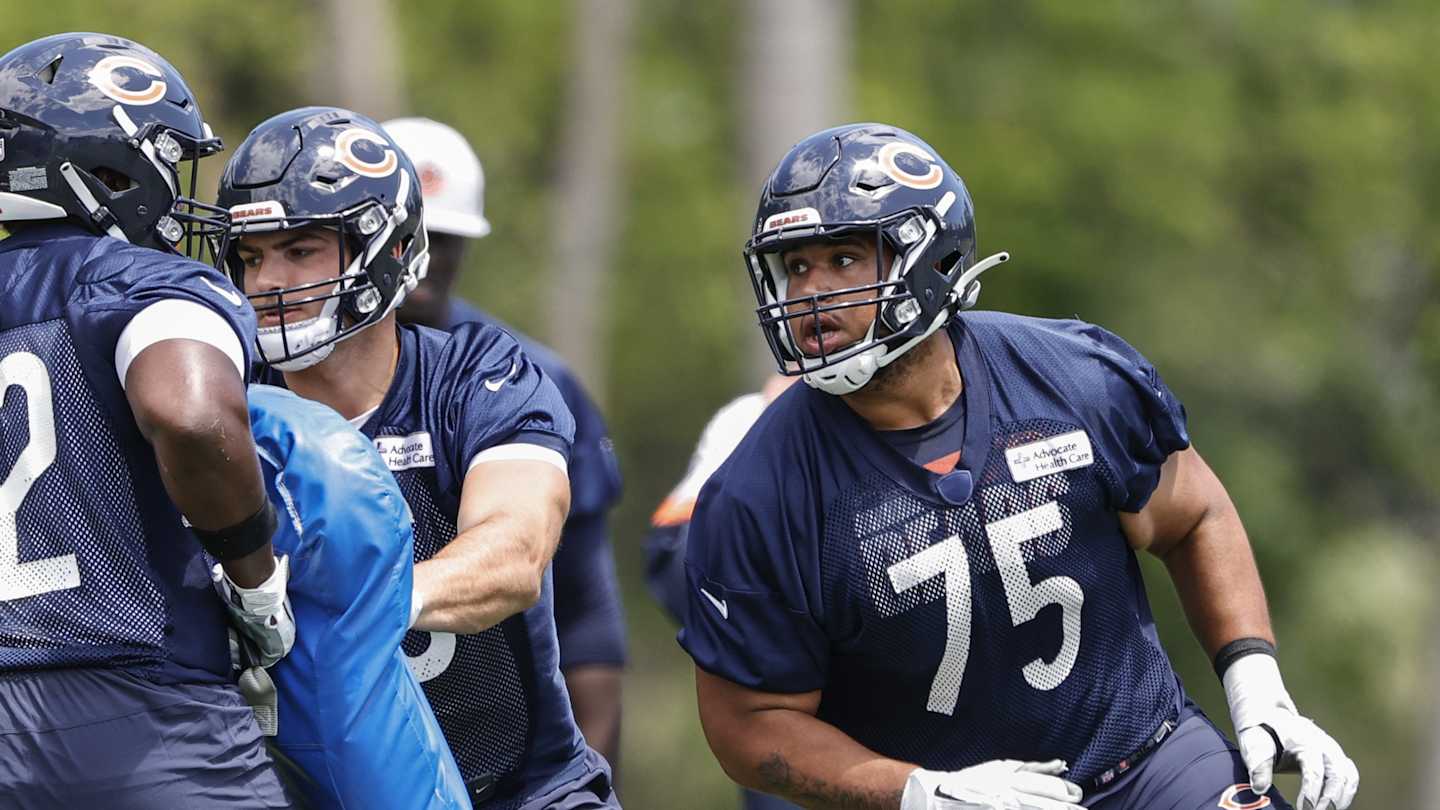 Chicago Bears Place Larry Borom on IR - Sports Illustrated Chicago ...