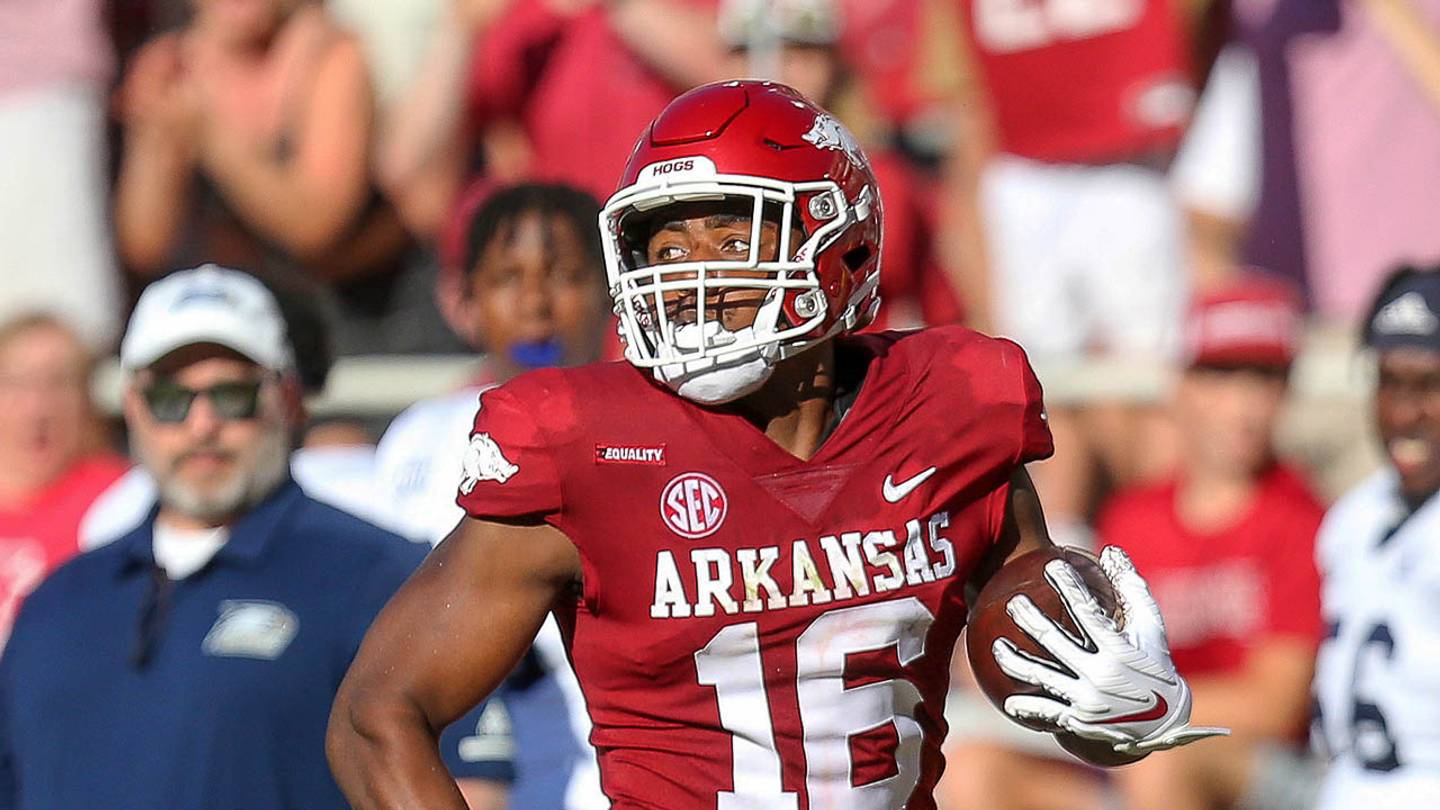 Arkansas Razorbacks Wide Receivers Finally Showing They Can Make Big ...
