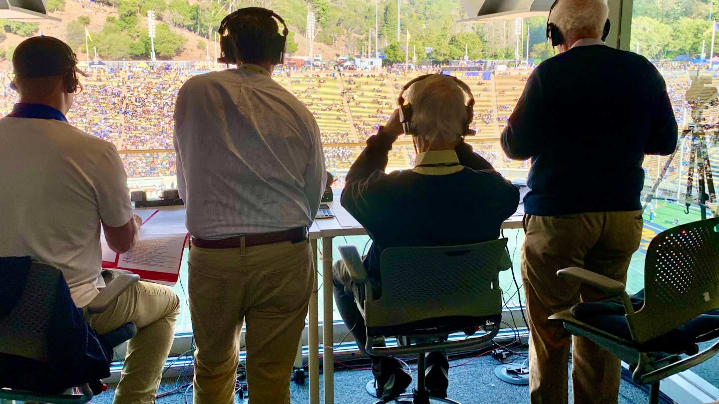 Joe Starkey, Voice of the Bears, Signs Off For the Last Time: `Tough to ...