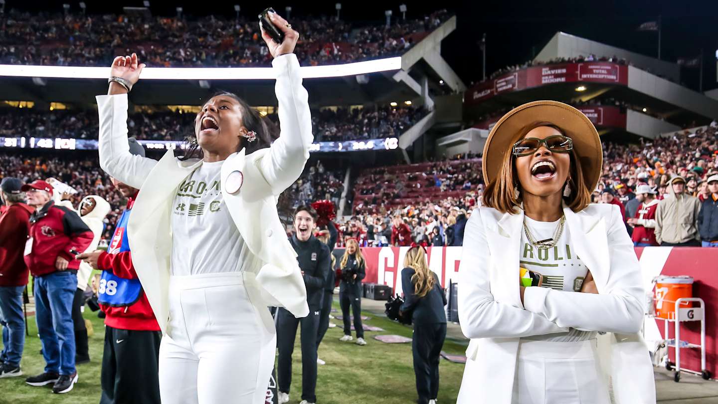 LIVE Updates: South Carolina vs. Clemson - Sports Illustrated South ...