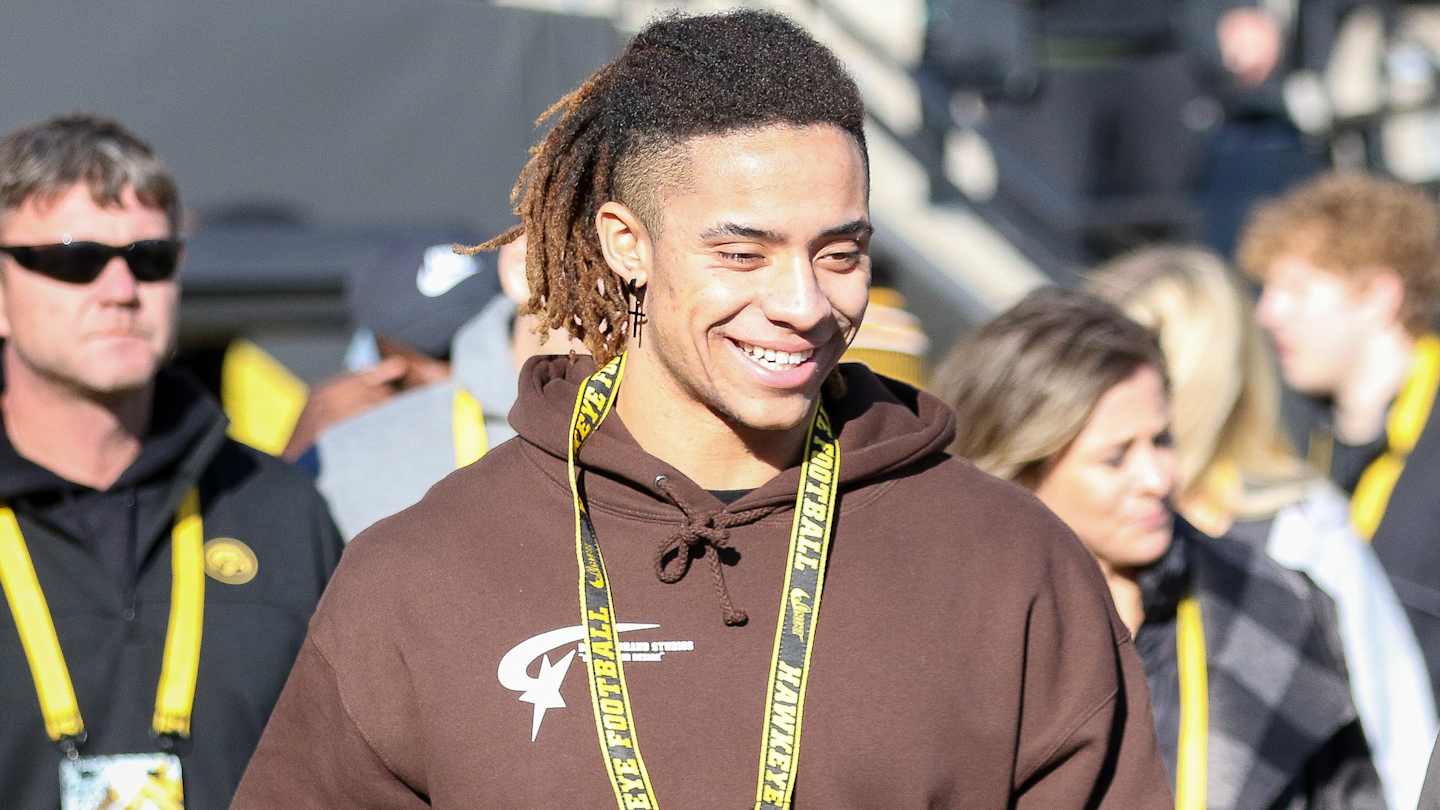 Photo Gallery: Recruits Visiting Iowa for Nebraska Game - Sports ...