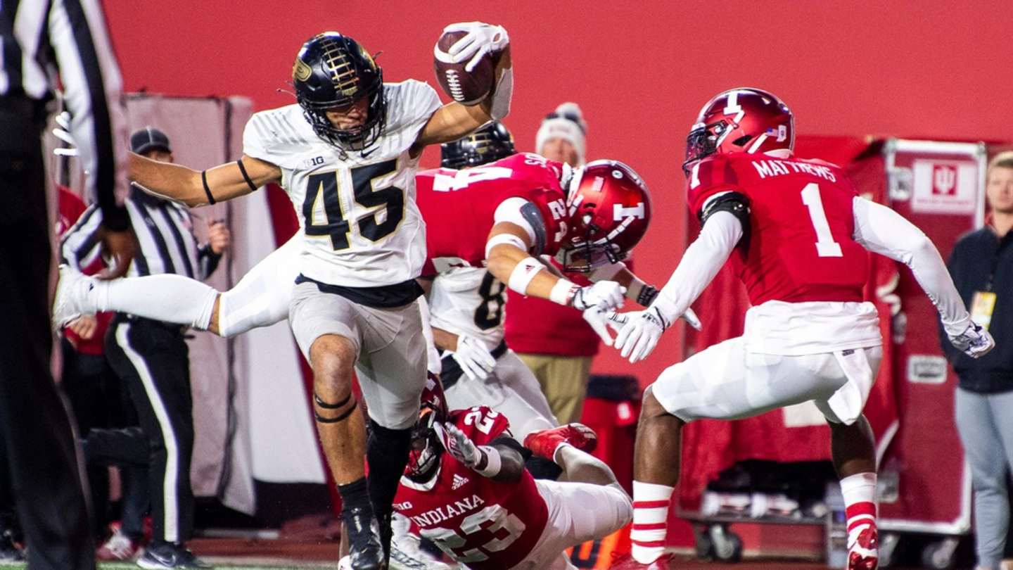 Devin Mockobee Among Key Pieces for Purdue in Preparation for Daunting ...