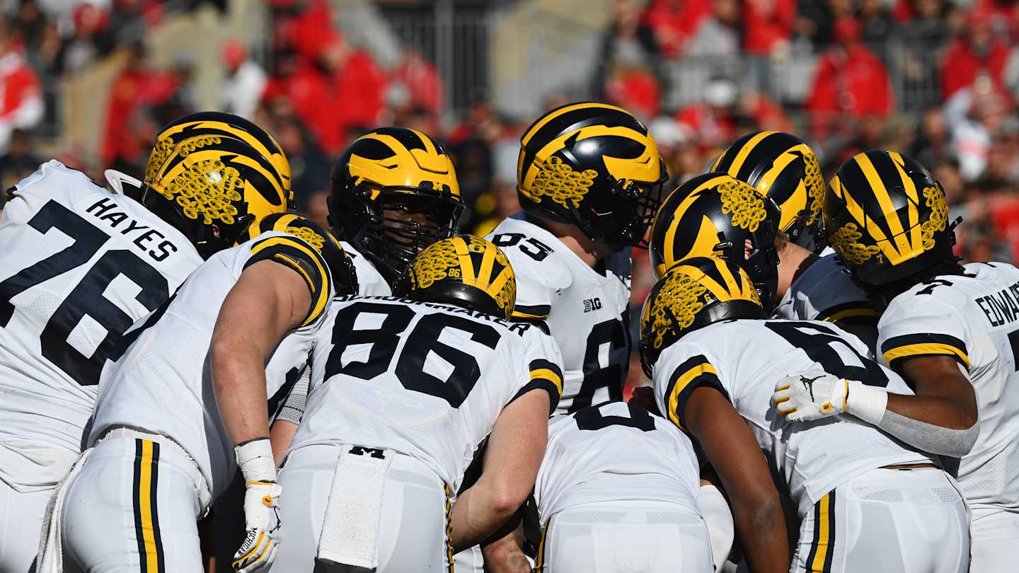 Twenty-Two Wolverines Earn All-Big Ten Honors - Sports Illustrated ...