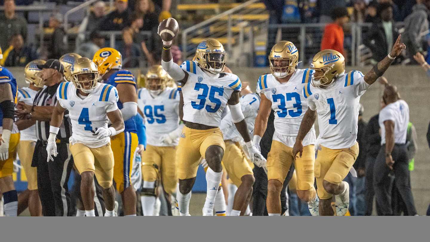 Week 14 AP Poll: UCLA Football Finishes Regular Season in Top 25 ...