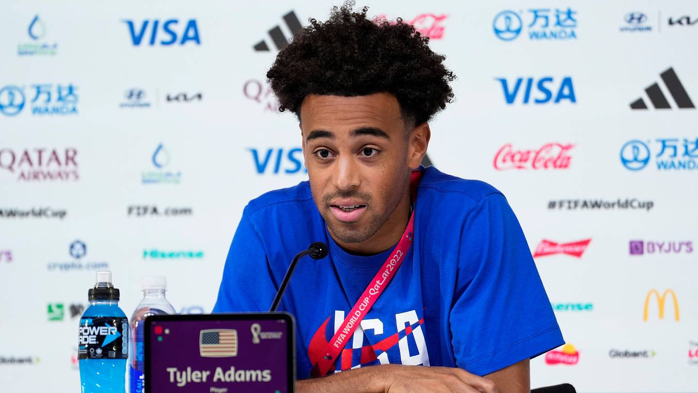 USMNT Captain Tyler Adams Keeps Poise in Answer to Reporter at World ...