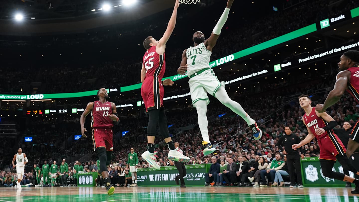 The Top 5 Plays from Wednesday's Celtics-Heat Game - Sports Illustrated ...