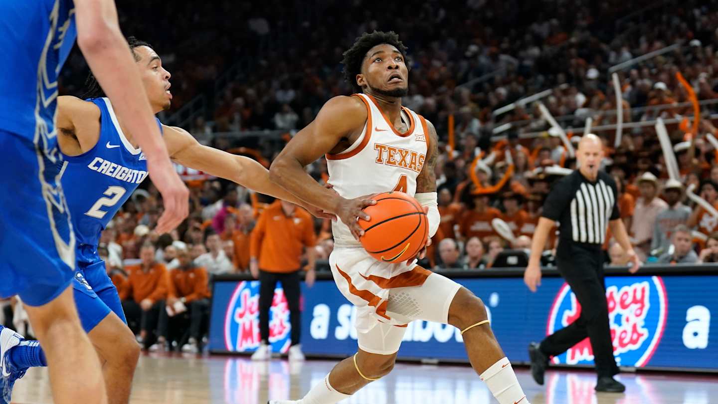 No. 2 Texas Longhorns Pull Away Late vs. No. 7 Creighton Bluejays to ...