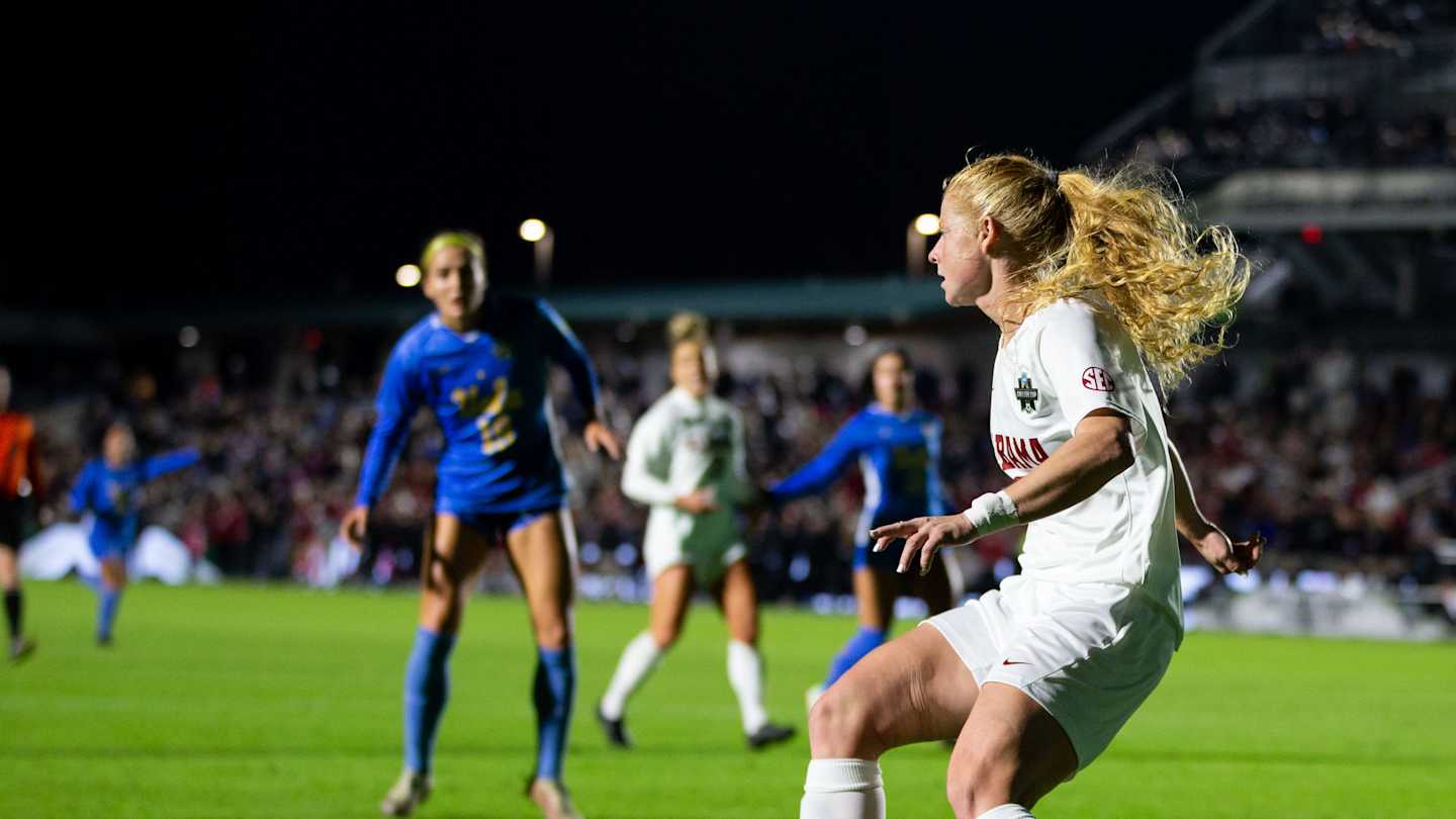 Sights and Sounds from Alabama Women's Soccer at College Cup - Sports ...