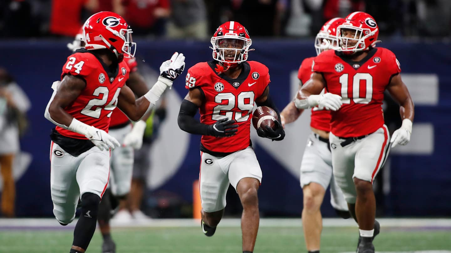 Georgia OC Has Iconic Reaction to Bulldogs’ Wild First Touchdown ...