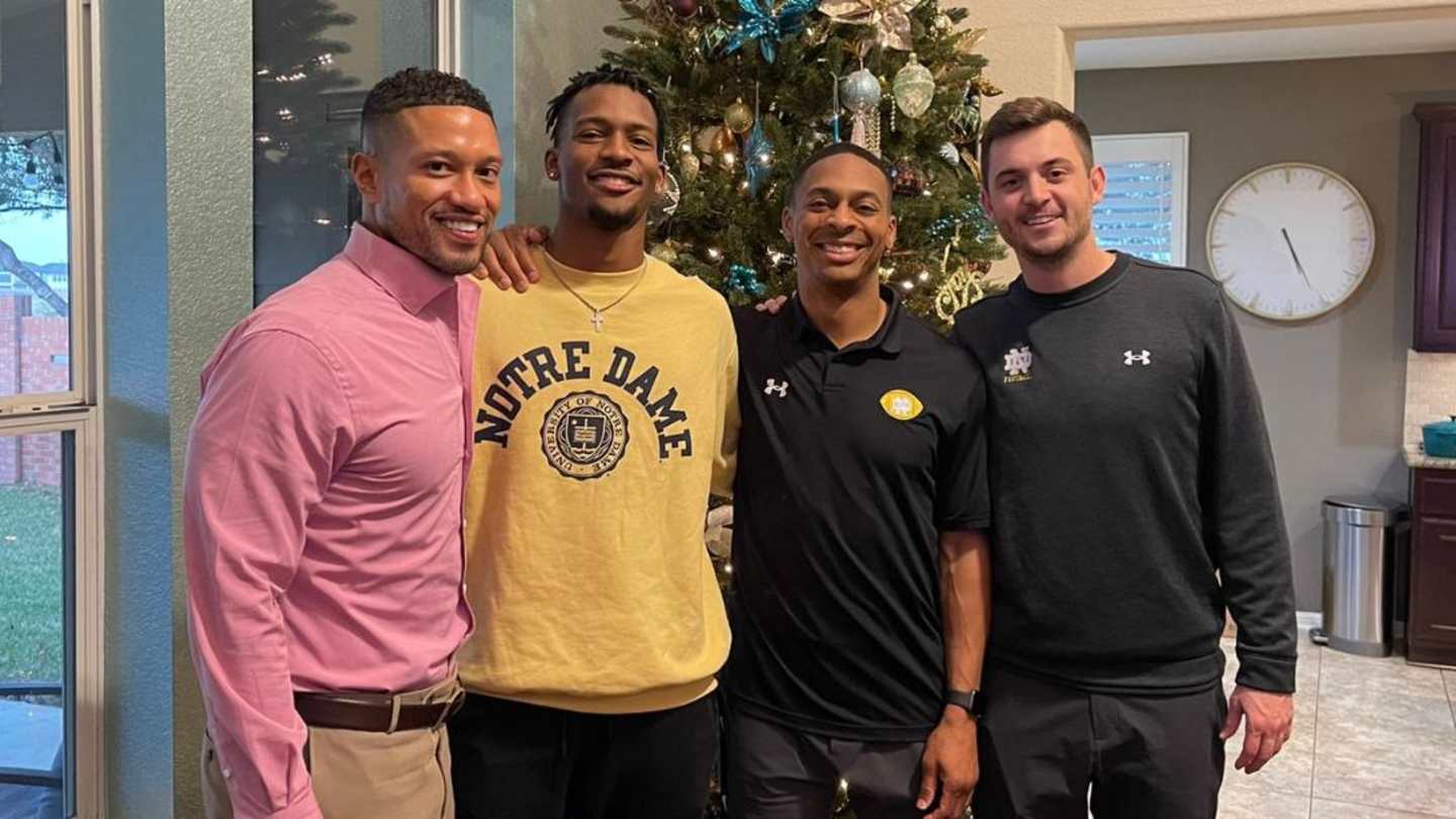 Notre Dame Coaches Build On Strong Bond With Braylon James During In ...