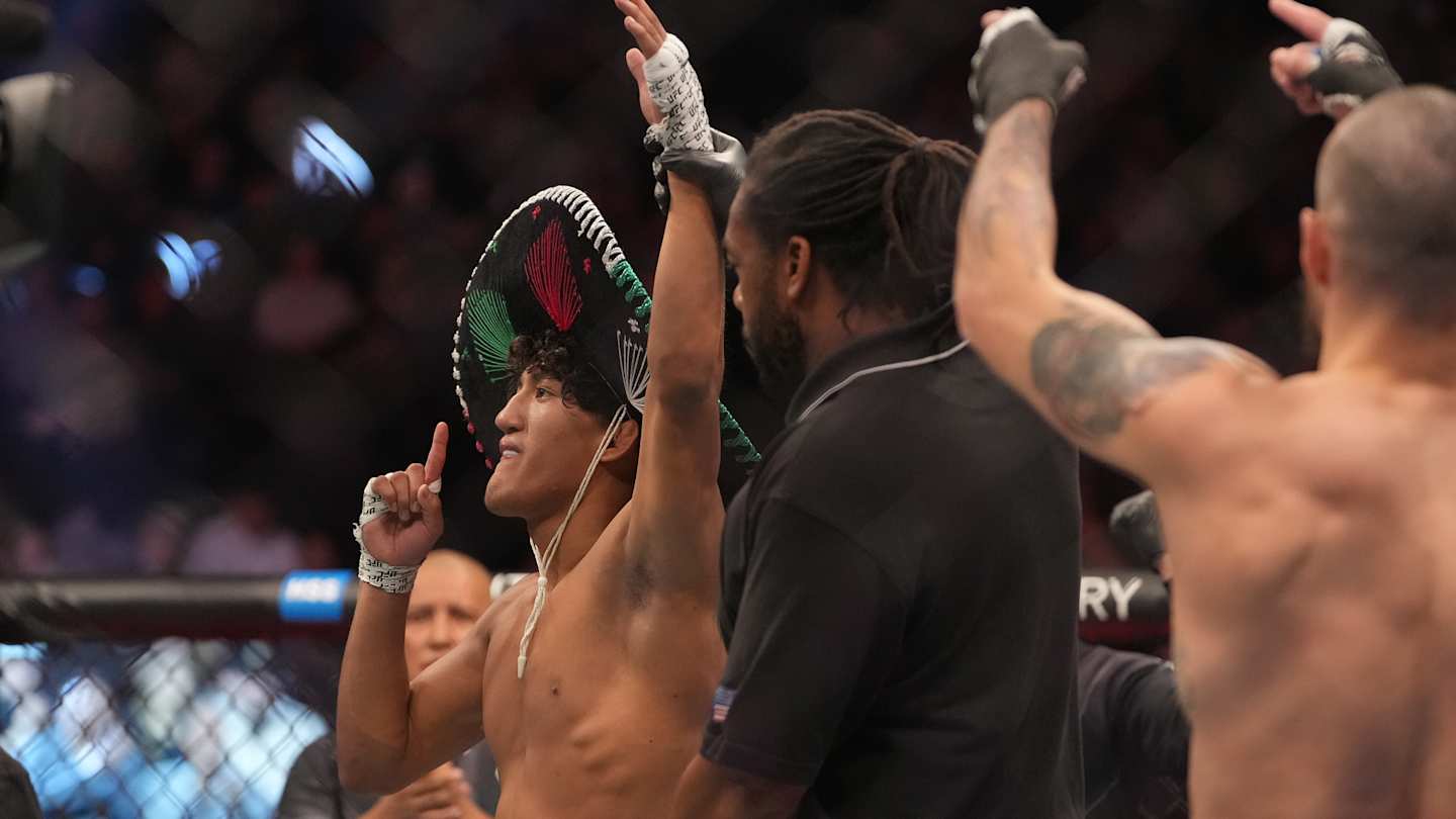Raul Rosas Jr. Wins Debut as Youngest Fighter in UFC History - Sports ...