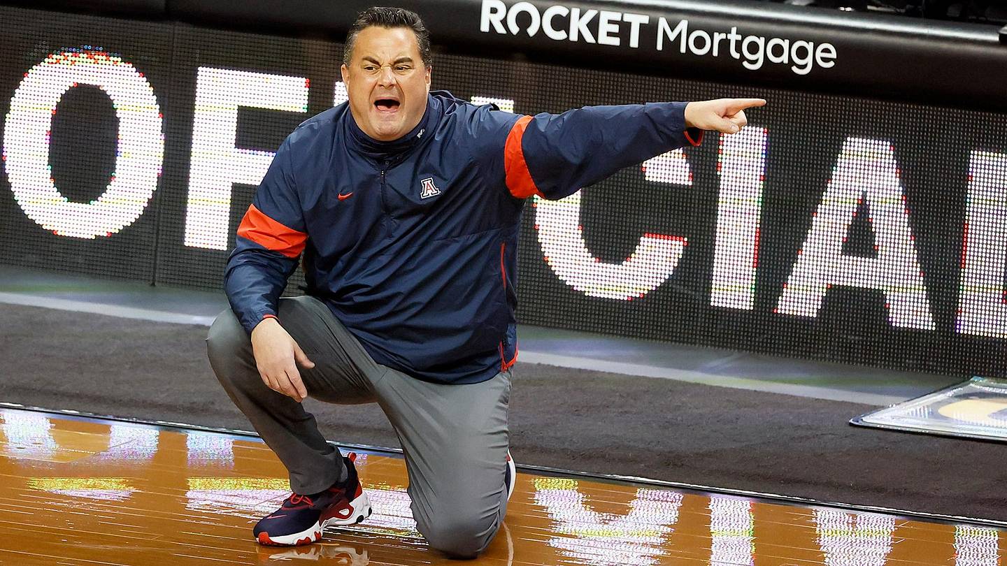 Assistant coaches took the fall for Arizona’s Sean Miller - Sports ...