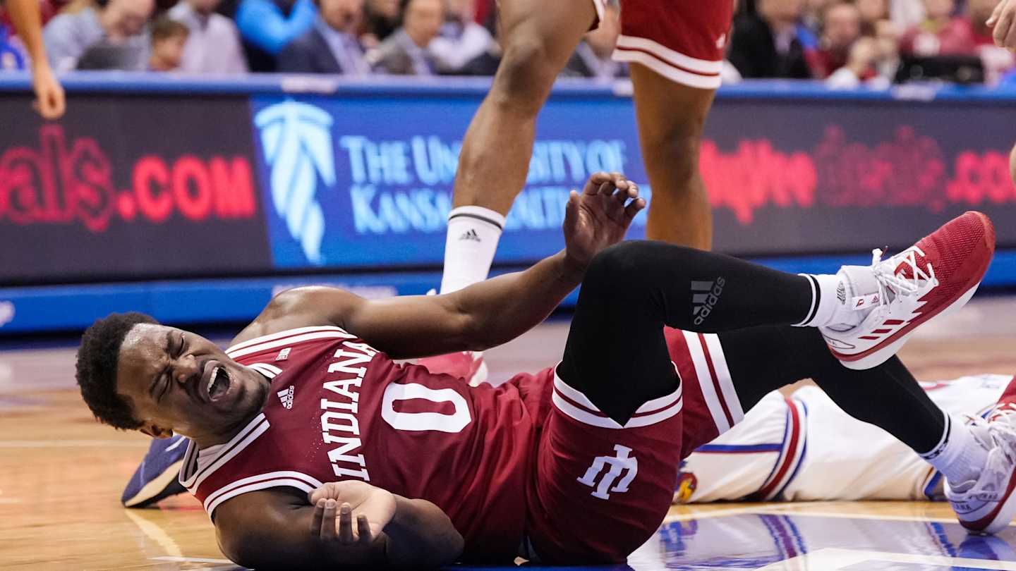 Mike Woodson Gives Injury Update on Indiana Point Guard Xavier Johnson ...